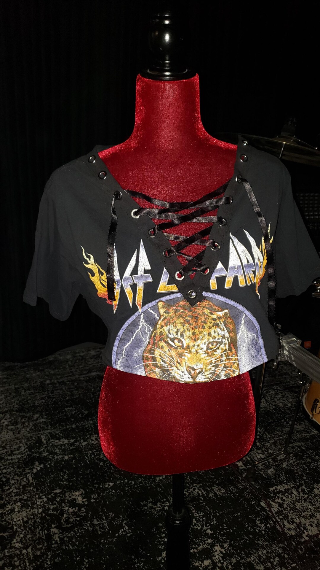 DEF LEPPARD Ladies Crop Top Band Shirt Available in Many Sizes V Neck ...