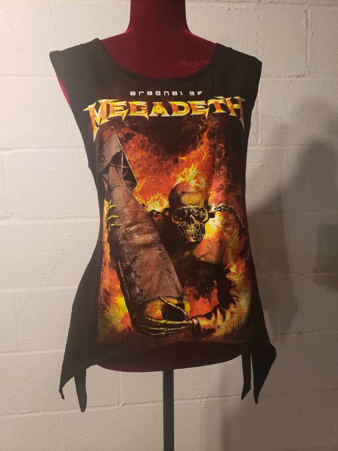 Megadeth Ladies Sharkbite Styled Tank Top Available in Many Sizes - Etsy