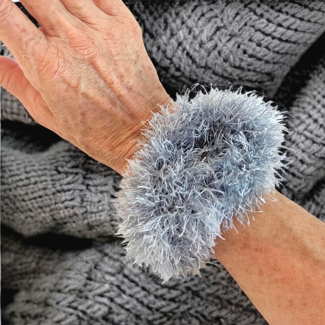 Chunky Faux Fur Crochet Bracelet - Fluffy Cuff Bangle - Etsy