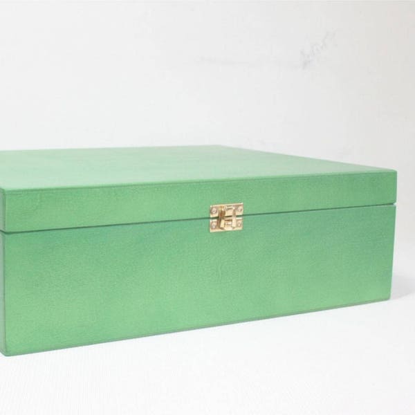 Green Box - Etsy