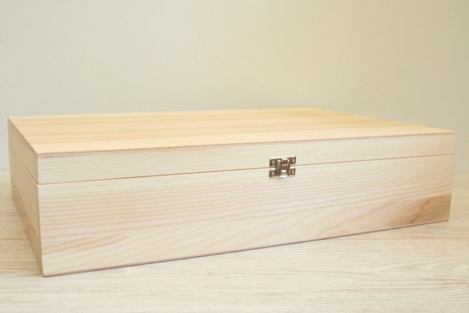 Large Ash Wood Box / Large Storage Box / Collection Storage - Etsy