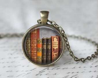 Reader necklace | Etsy