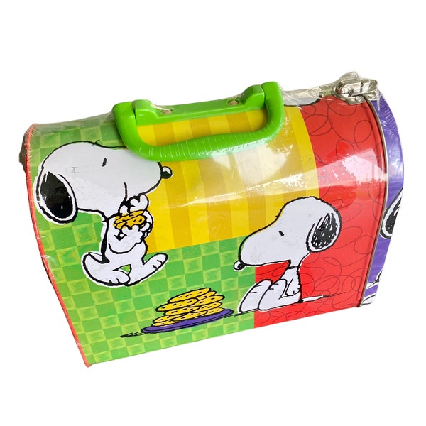 Vintage Snoopy Tin - Etsy