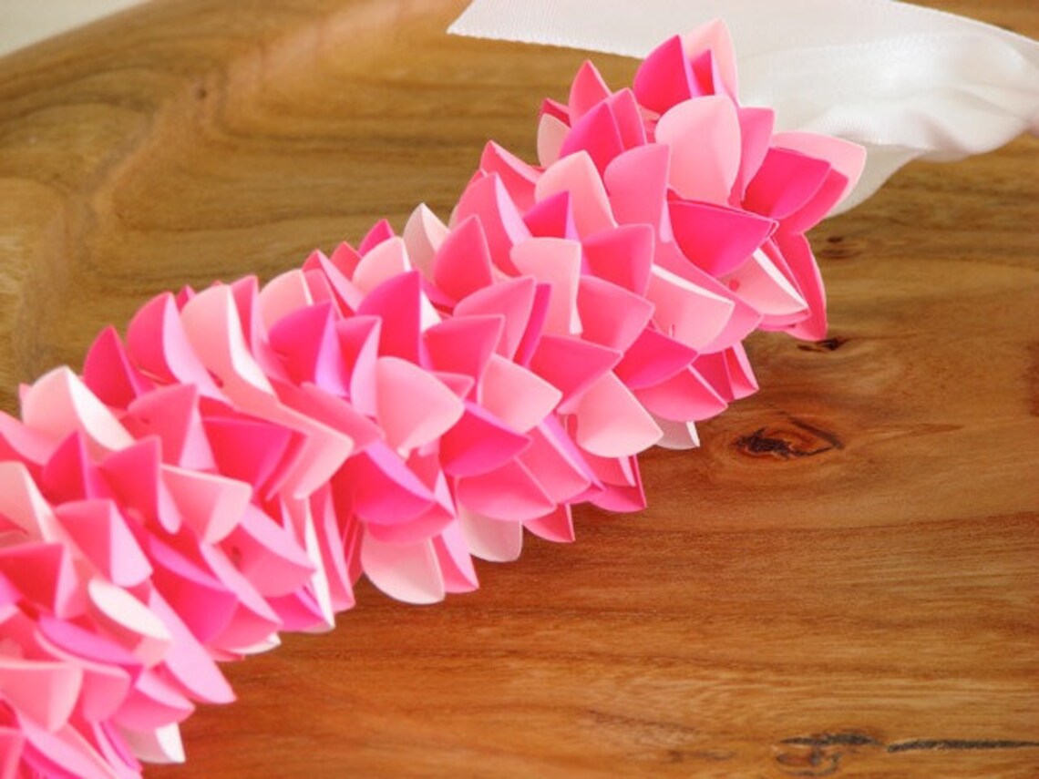 IT'S A GIRL - Pink Paper Flower Lei for Baby - Etsy