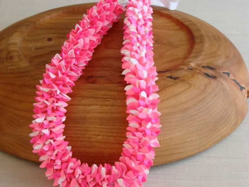 IT'S A GIRL - Pink Paper Flower Lei for Baby - Etsy