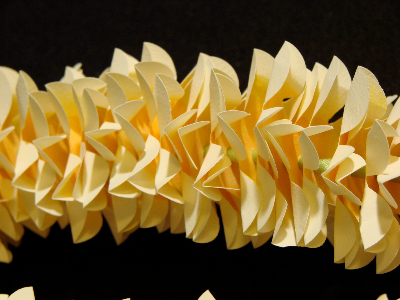 Original Hawaiian Honeymoon Lei - Handmade White and Yellow Paper ...