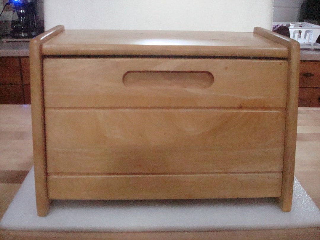 Vintage Hardwood (maple) Bread Box With Pull Down Lid 15 5/8" Long 10 ...