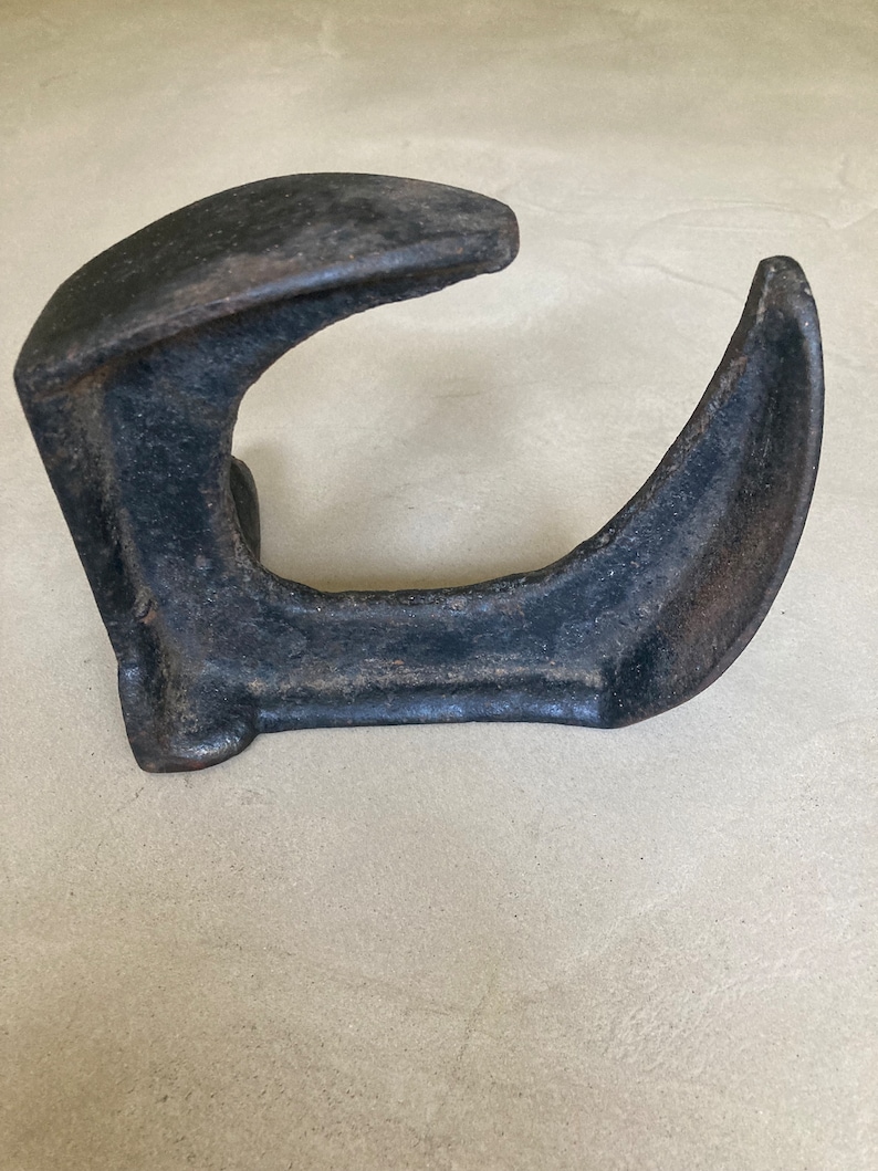 Vintage Cast Iron Shoe Anvil: Cobbler's Tool, Shoe Repair Stand - Etsy