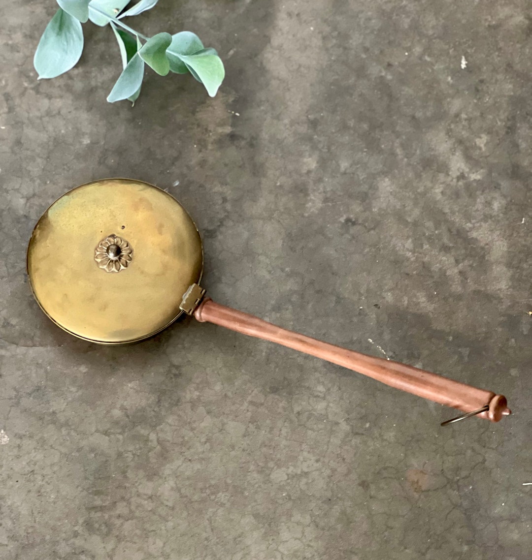 Brass Bed Warmer Vintage Fireplace Small Brass Popcorn Popper / Bed ...