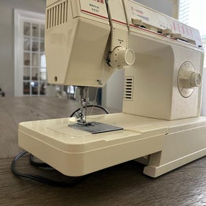 Vintage Singer Merritt 4530 C Sewing Machine Working Tested Sewing ...