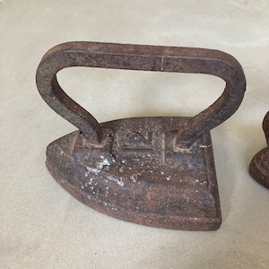 Antique Cast Iron Clothes Iron Set of 2 Early Primitives Rustic Decor ...
