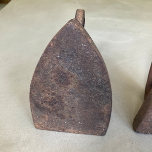 Antique Cast Iron Clothes Iron Set of 2 Early Primitives Rustic Decor ...