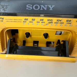 Vintage Cassette Player Sony Sports Water Resistant Model CFS- 902 FM ...