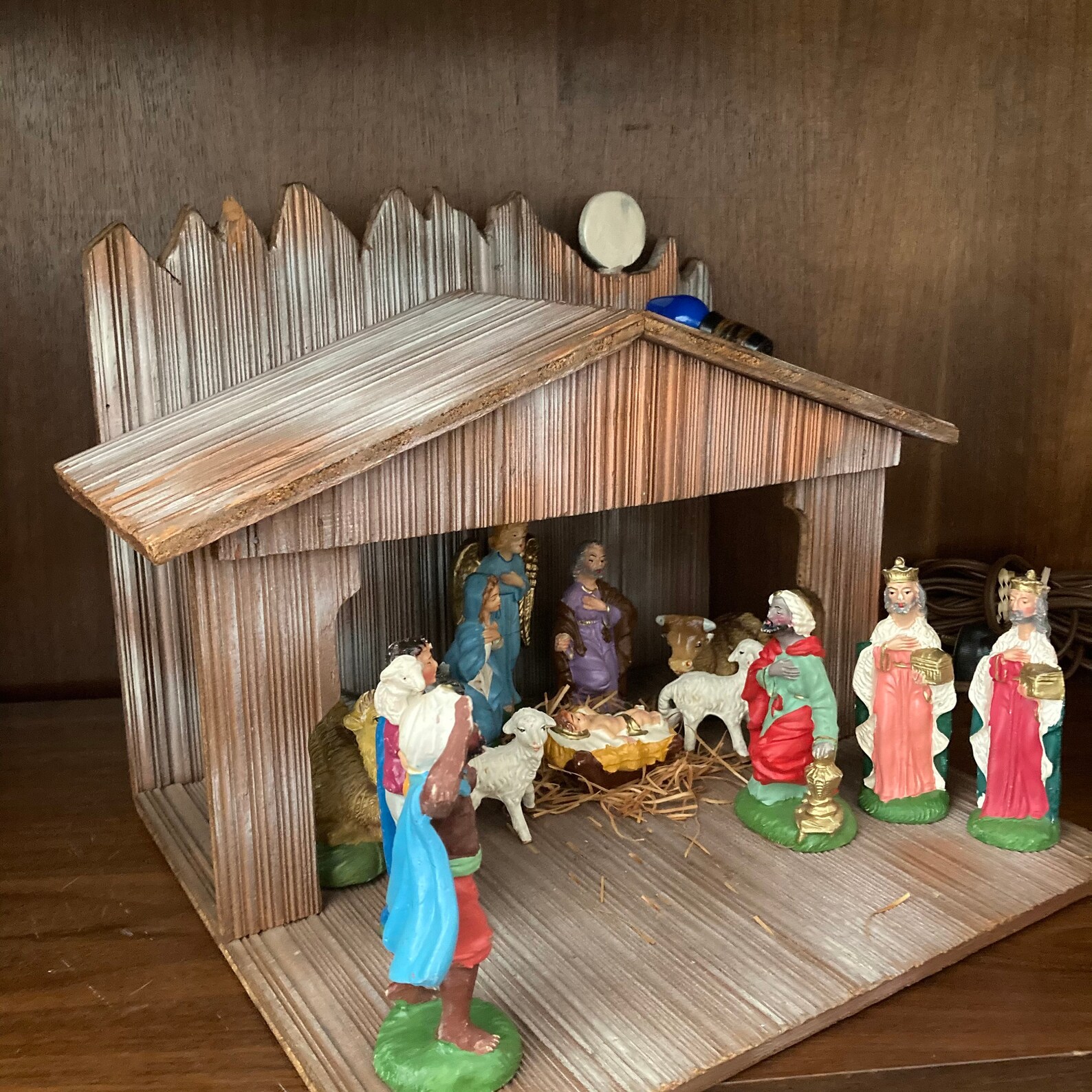 Vintage Nativity Set Hand Painted Heirloom 15 Piece Includes Stable ...