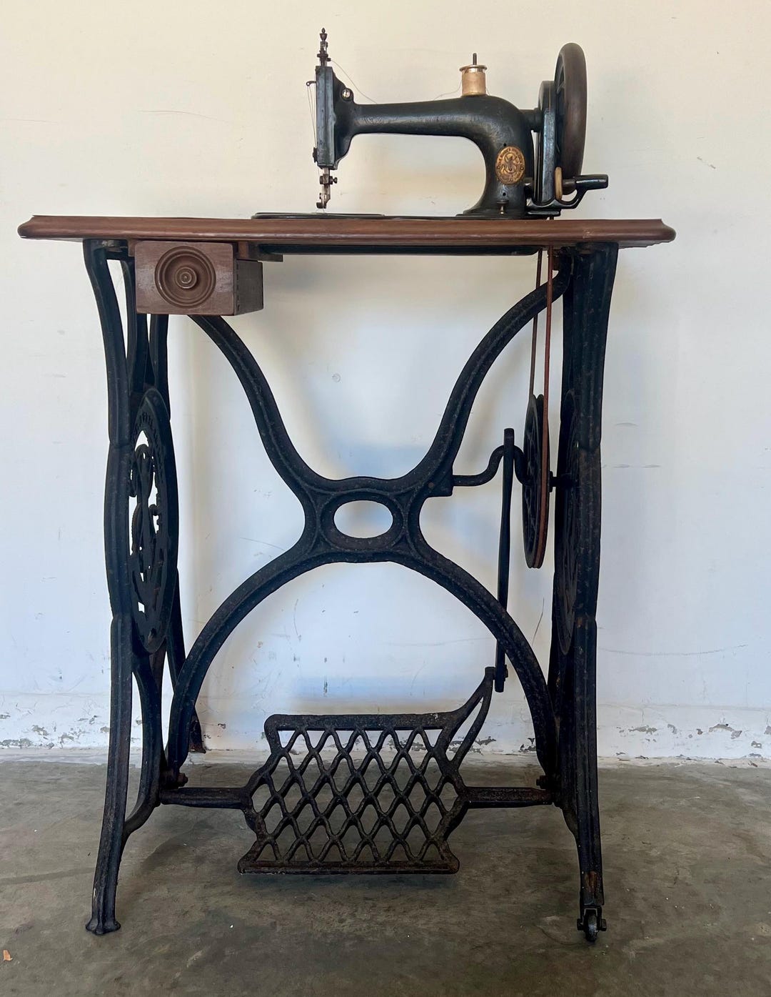 Antique Singer Sewing Machine: 1881 Model 12, Cast Iron Base - Etsy