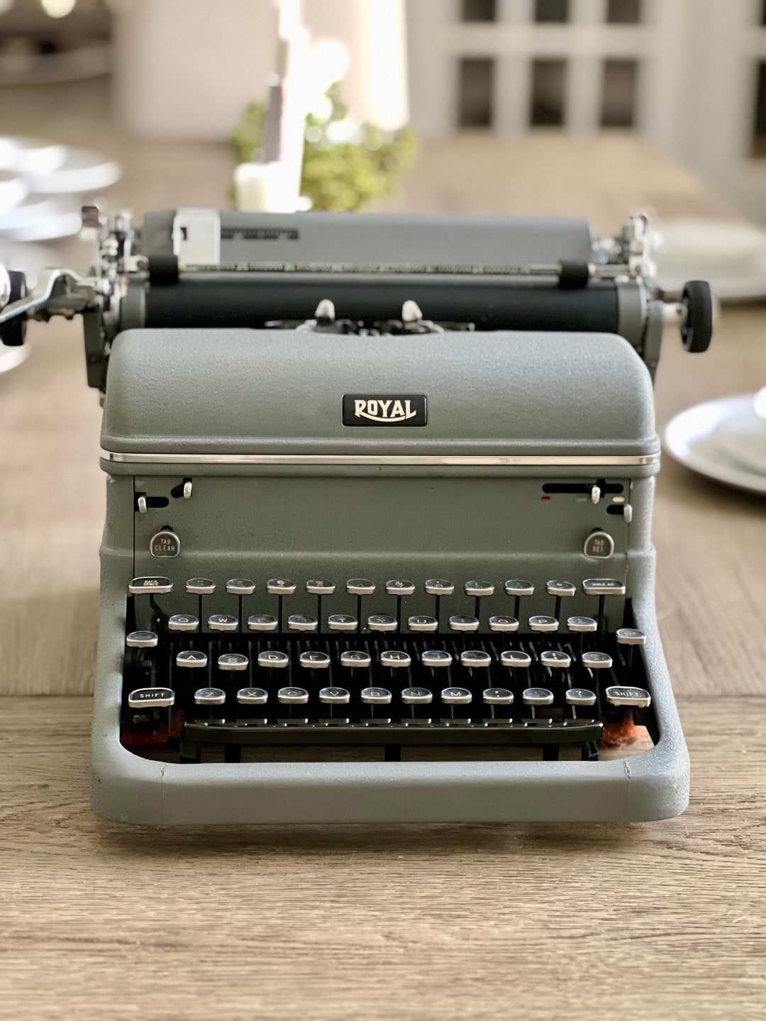Antique Royal KMG Typewriter 1949 Portable Royal Typewriter Collectible ...
