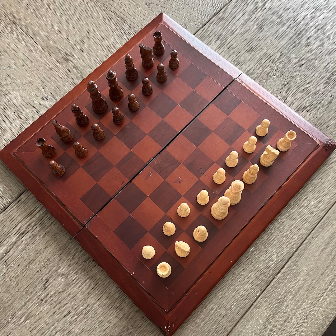 Vintage Travel Chess Set Magnetic Folding Chess Set Solid Wood Chess ...