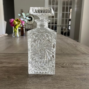 Crystal Decanter Diamond Spiral Pattern Heavy Rectangular Decanter ...