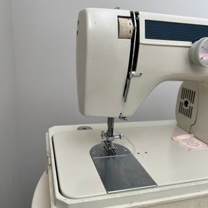 Vintage Wizard Citation Made in Japan Sewing Machine Model 3K8834 With ...