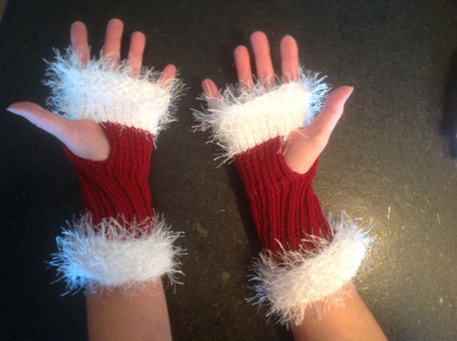 Santa Red and White Fingerless Gloves LOOM Pattern - Etsy