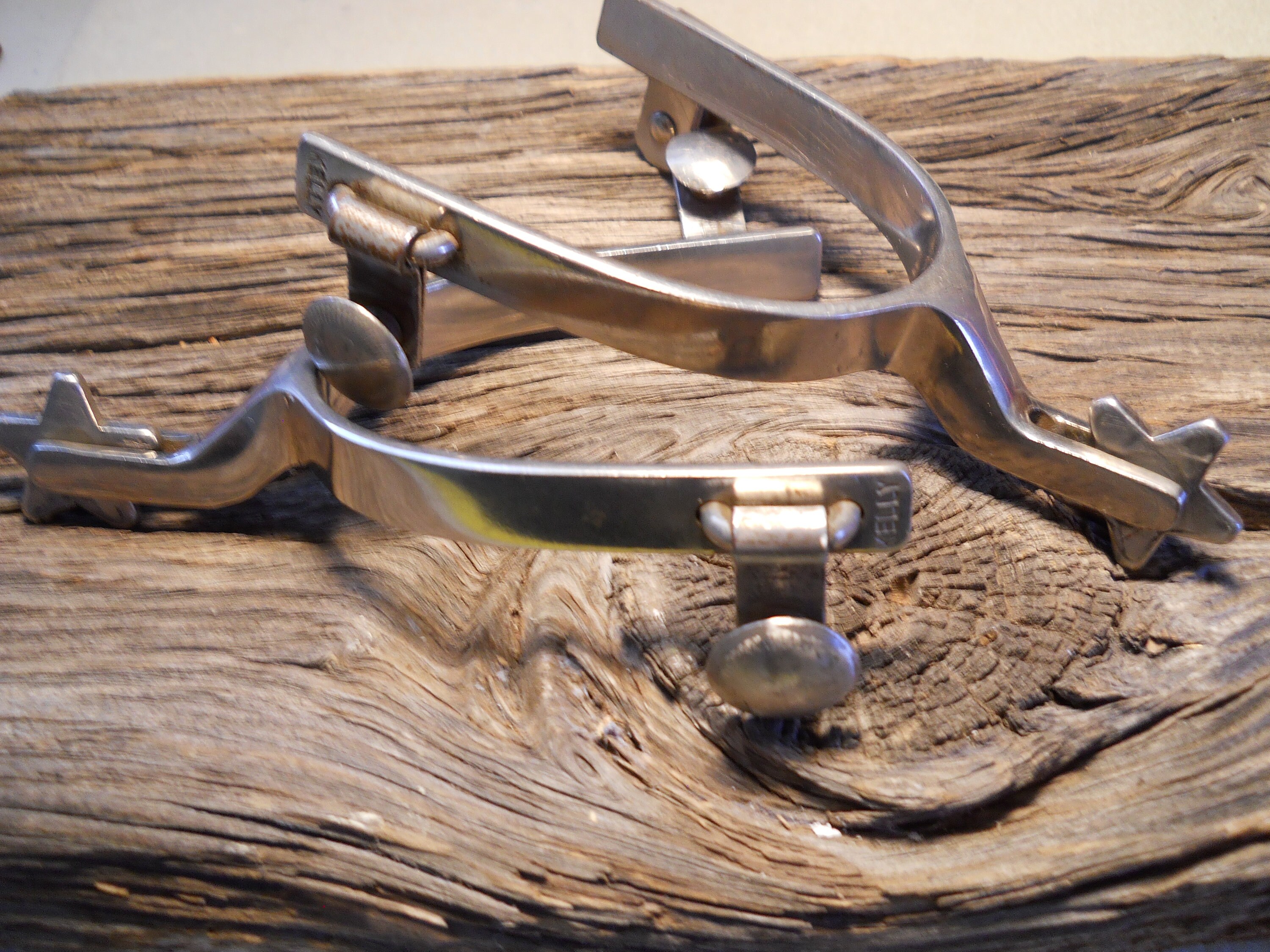 Kelly Spurs for sale | Only 2 left at -65%