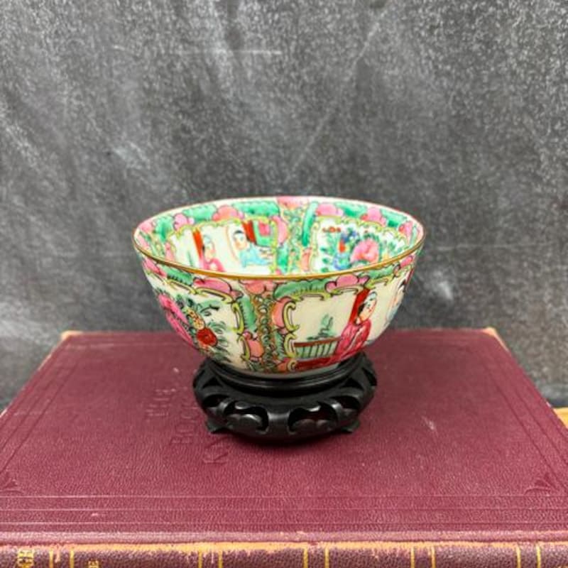 Small Famille Rose Bowl - Etsy