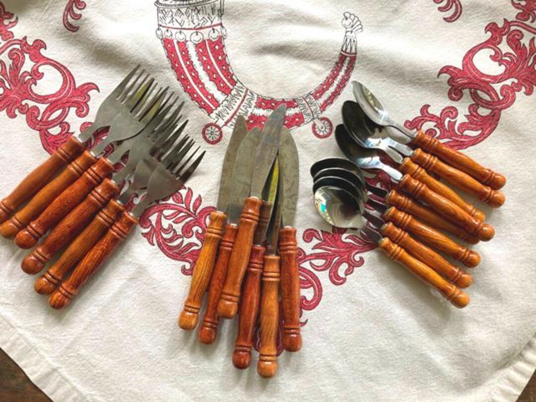 Vintage Wood Handled Flatware Set: 20 Piece Rustic Silverware - Etsy