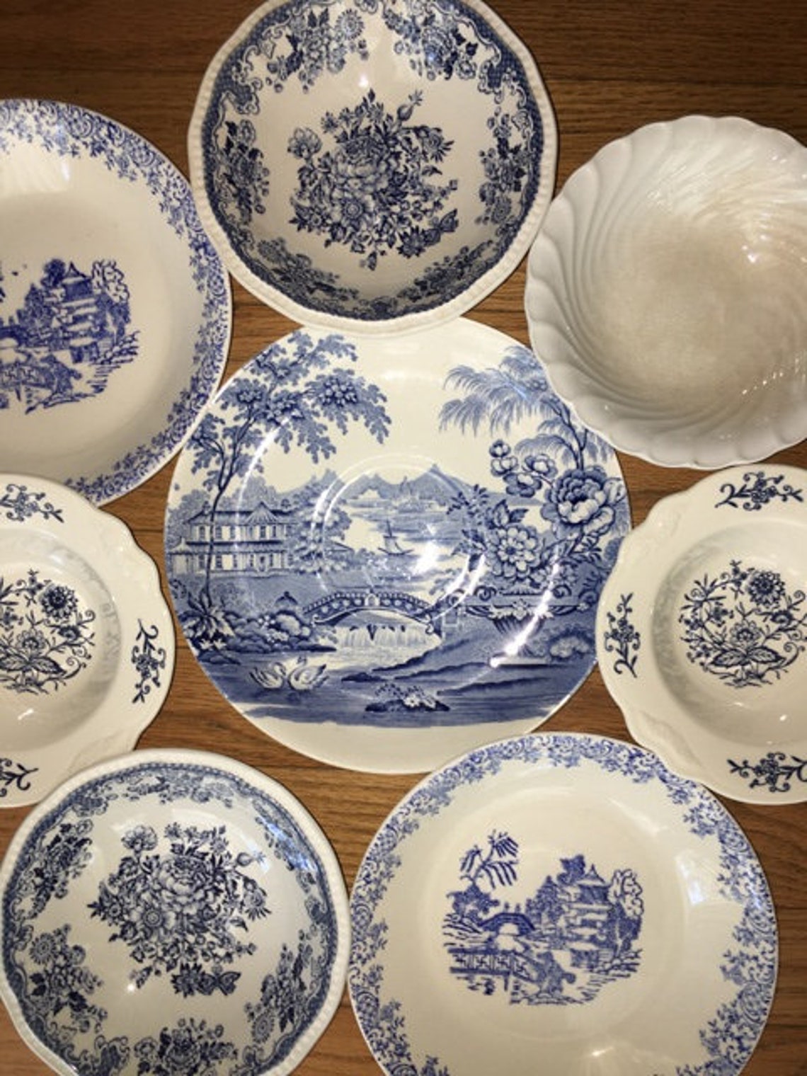 Blue White Bowls Transferware Willow Ware Farmhouse Kitchen - Etsy