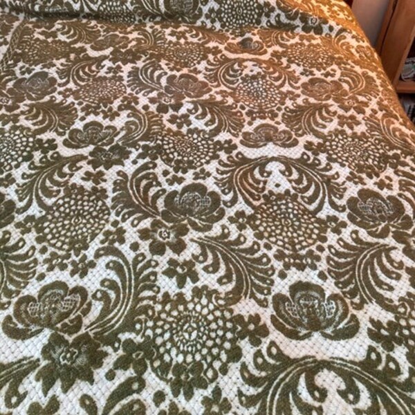 Wool Bedspread - Etsy