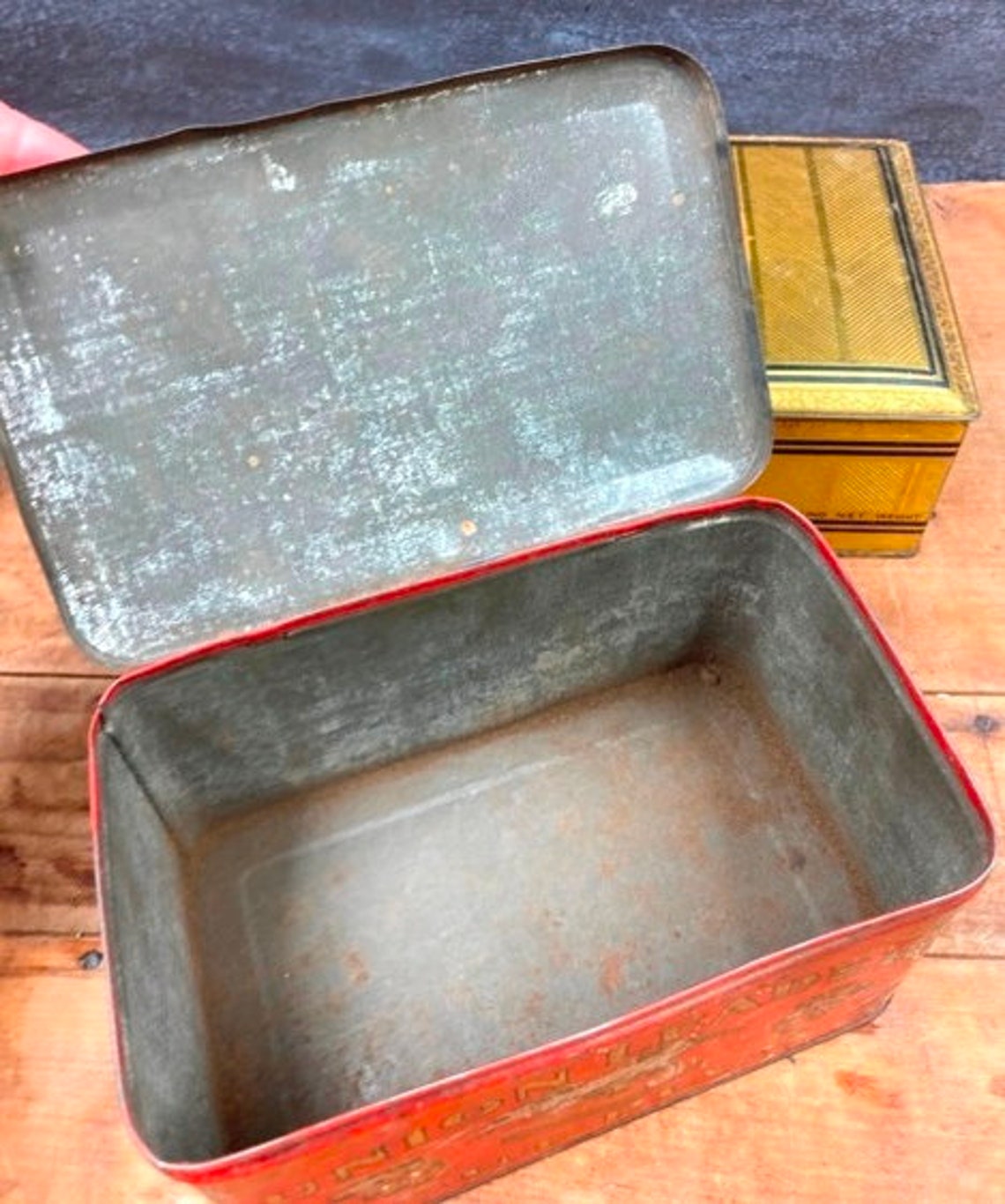 Red and Gold Tins Three Vintage Tins Spice Tin Cu Plug Tin the - Etsy