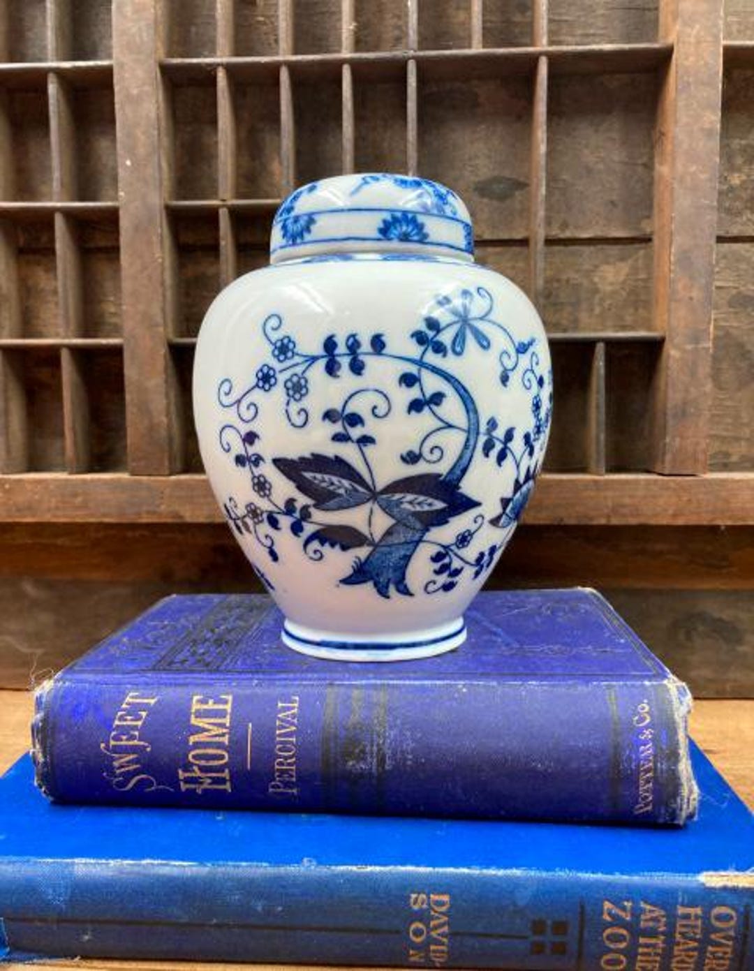 Vintage Blue Onion Ginger Jar: Vienna Woods Chinoiserie Decor - Etsy