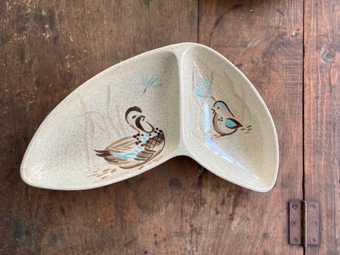 Red Wing Bob White Divided Serving Dish: MCM Decor (repaired) - Etsy
