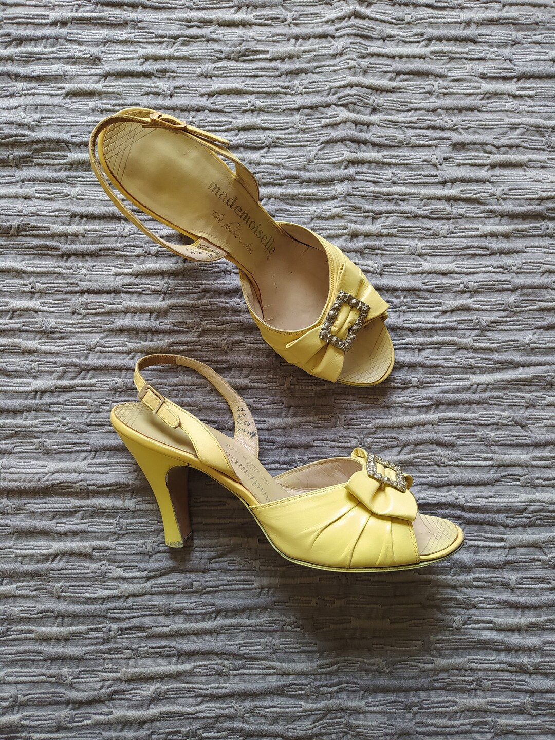 1950s Christine Captivating Chartreuse High Heels / Vintage 50s Light ...