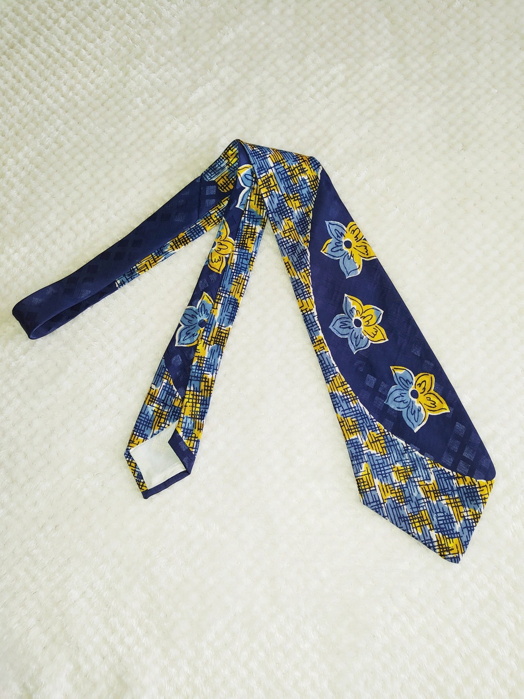 1940s Bob Blossoming Necktie / Vintage 40s Navy + Steel Blue + White ...