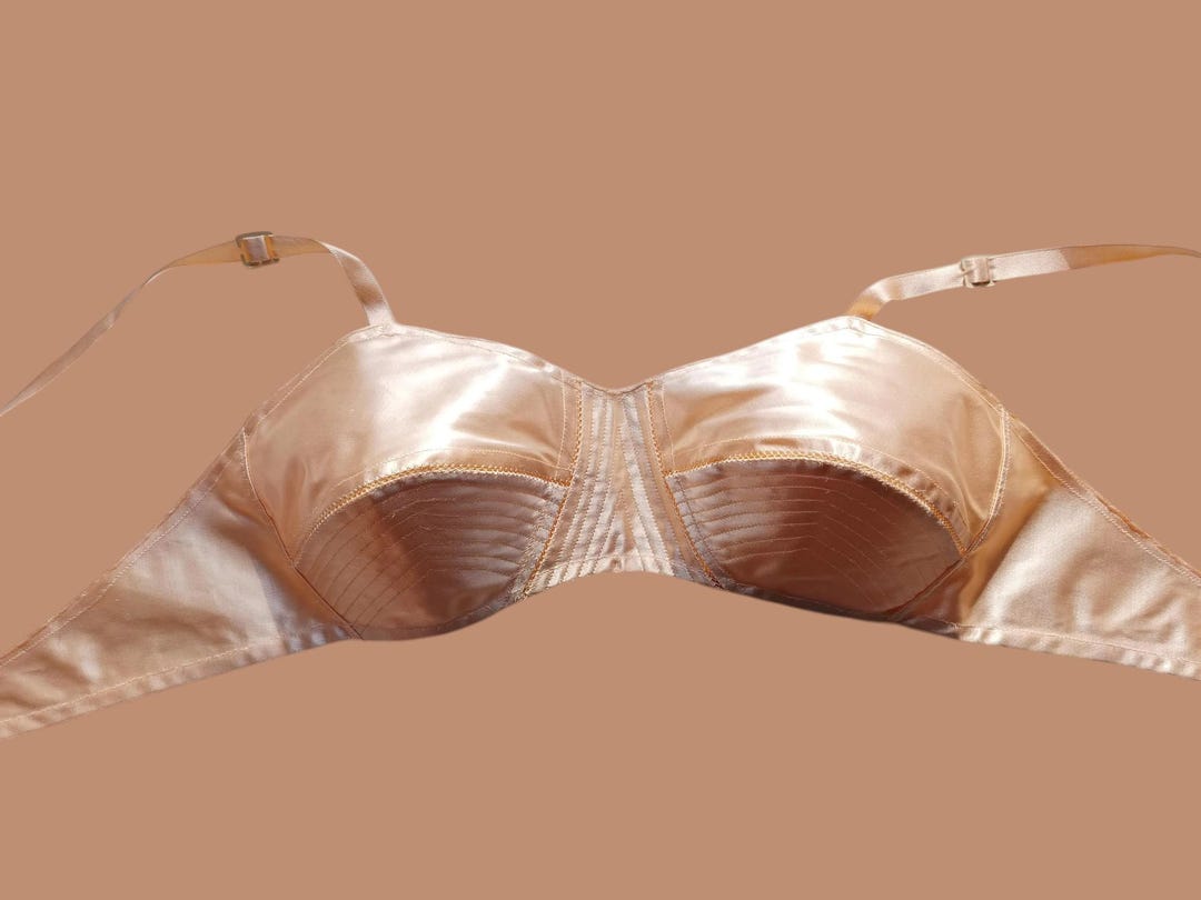 1940s Brigitte Bullet Bra / Deadstock Vintage 40s French Powder Pink ...
