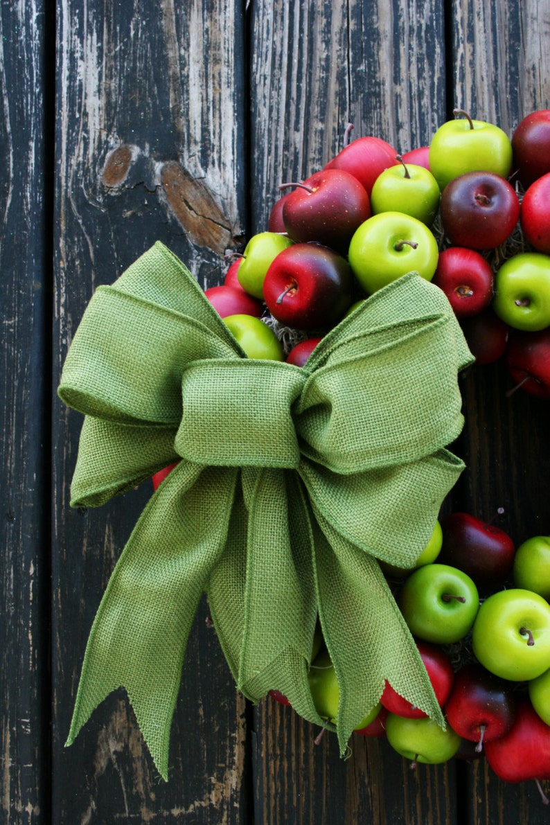 Apple Wreath: Red & Green Apples, Burlap Bow - Etsy