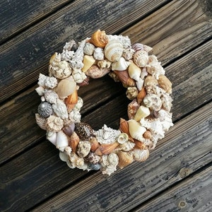 Shell Wreath, Sea Shell Wreath, Beach Wreath - Etsy