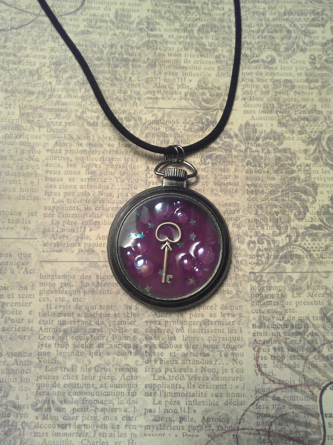 Gunmetal Pocket Watch Style Purple Glow in the Dark Resin Locket With ...
