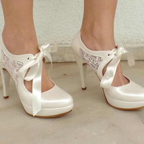 Custom Wedding Shoes for Bride Hand Painted Bridal Shoes | Etsy