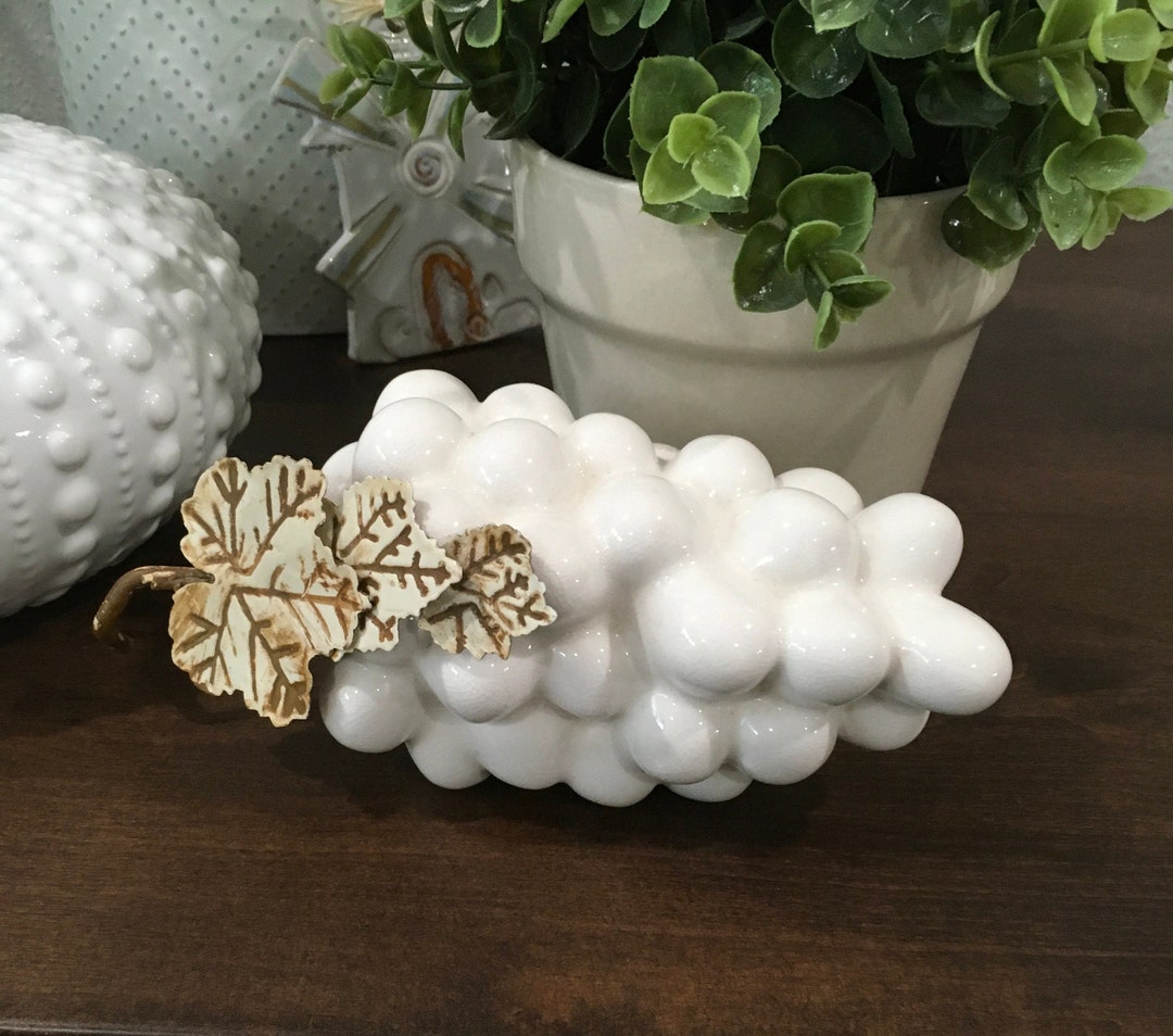Grapes Cluster / Vintage Ceramic Glossy Grapes Sculpture Decor W/ Metal ...