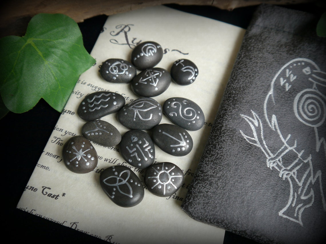 13 Witches Raven Runes With Faux Leather Bag and Casting - Etsy UK