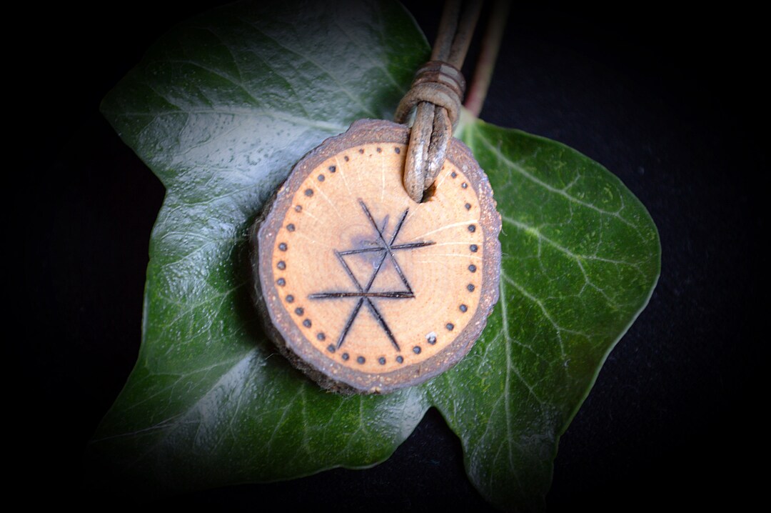 Pendant Oak Wood Leather Viking Bind Rune Protection Witch Pagan Wicca ...