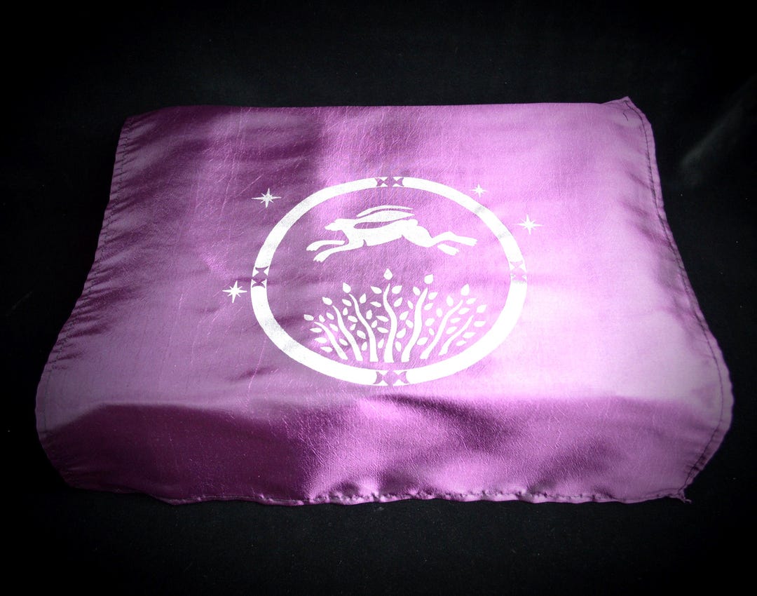 Handmade Purple Altar Cloth: Hare and Moon Wiccan Pagan Decor - Etsy