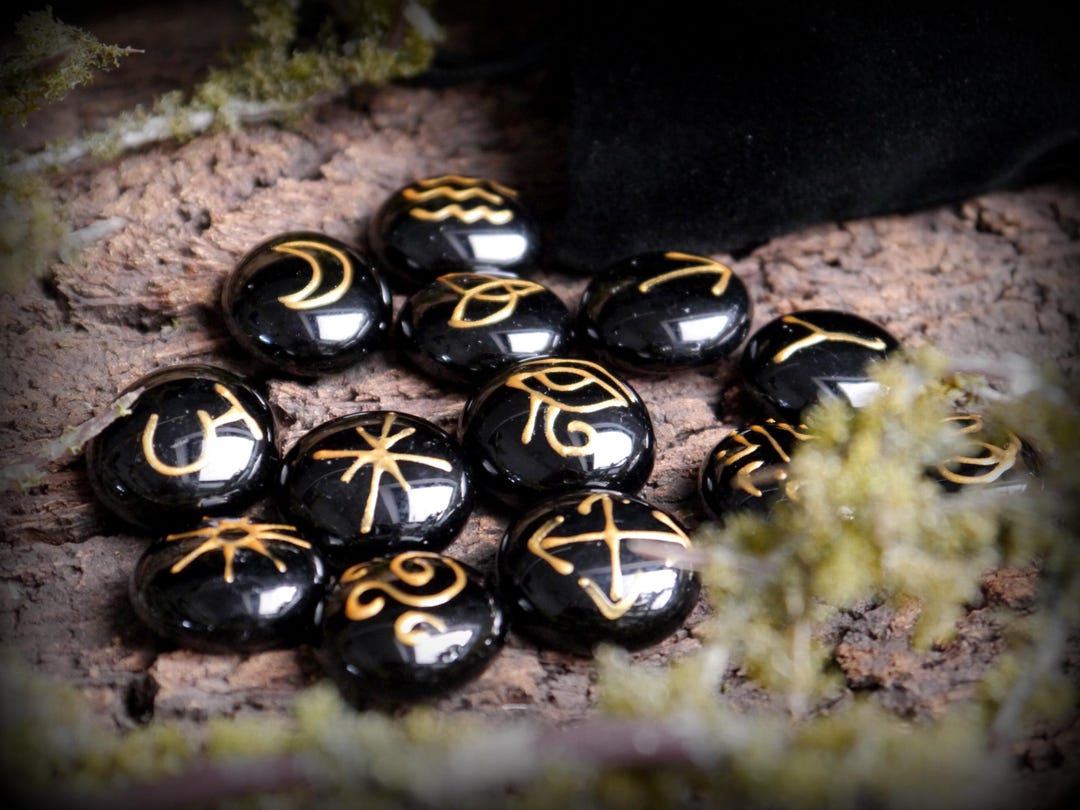 13 Witches Runes: Black and Gold Divination Set - Etsy