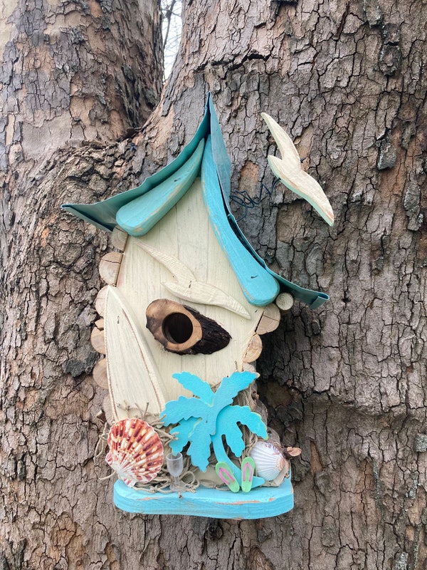 Guitar Birdhouse - Etsy Canada