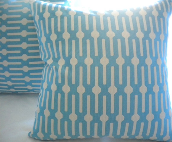 Items similar to Blue geometric print pillow cover 18 x 18 on Etsy