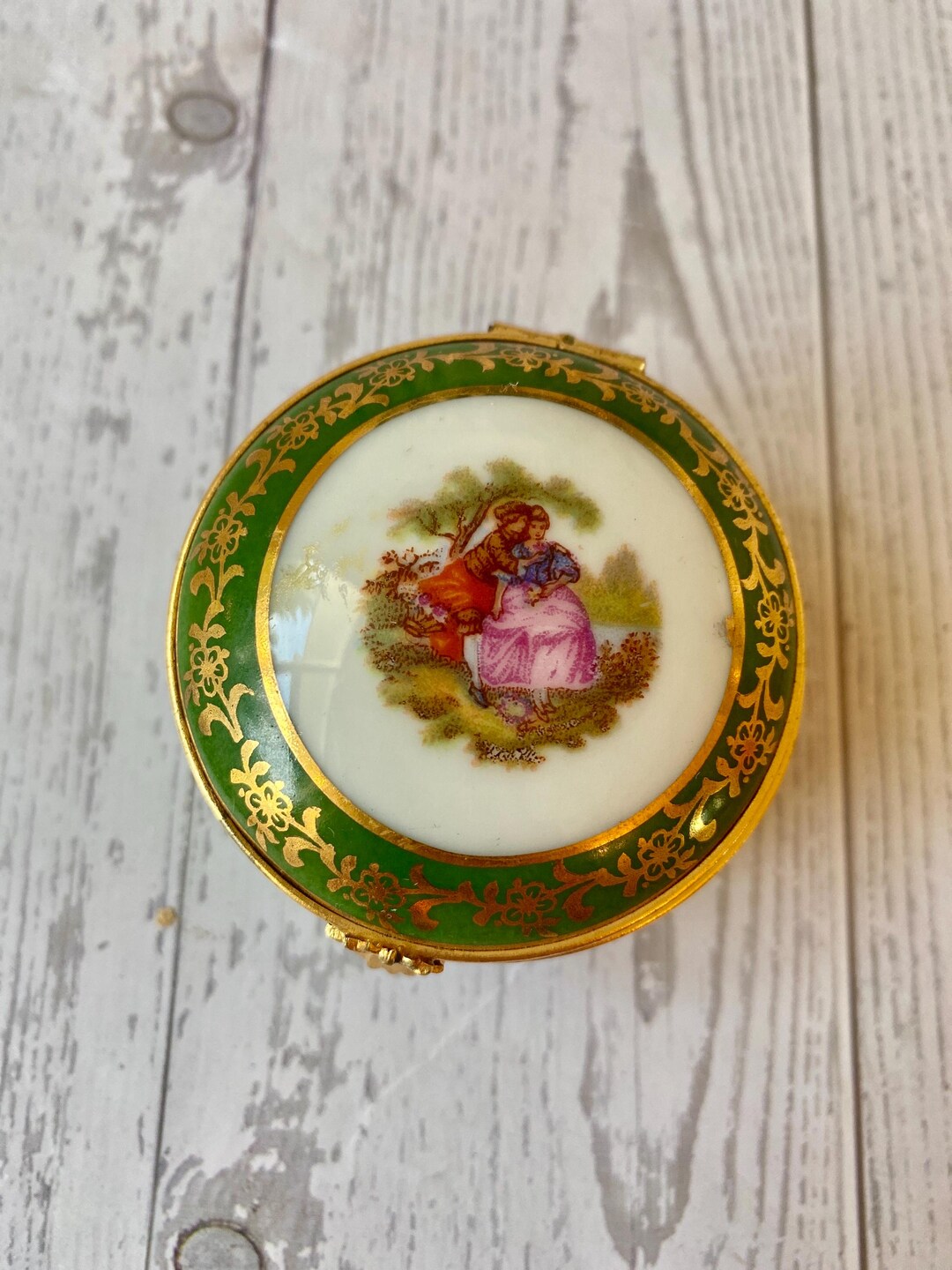 Limoges Trinket Jewelry Pill Box 22 Karat Gold Made in France Meissner ...