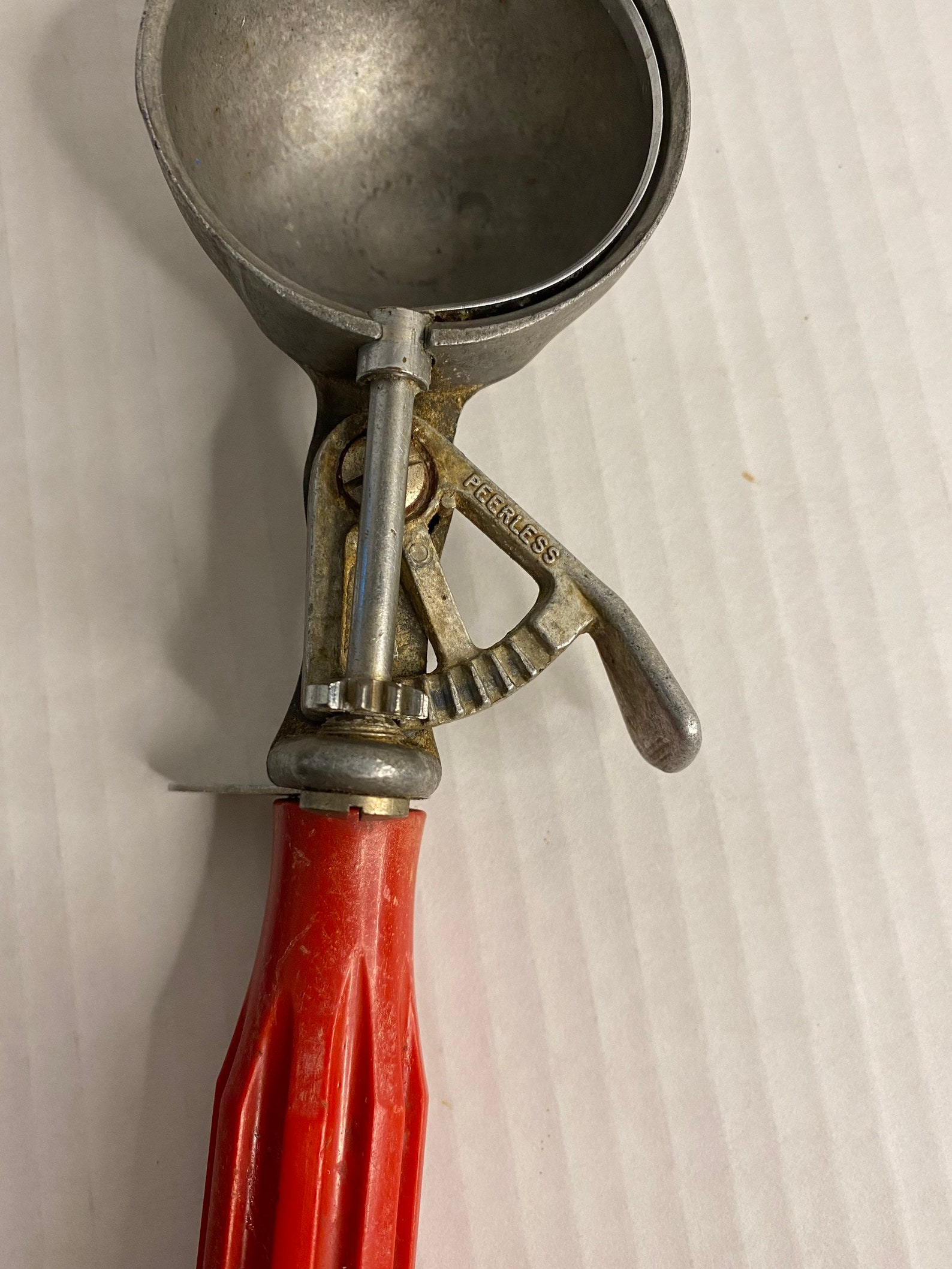 Vintage ice cream scoops set of 2 red handle and black handle | Etsy