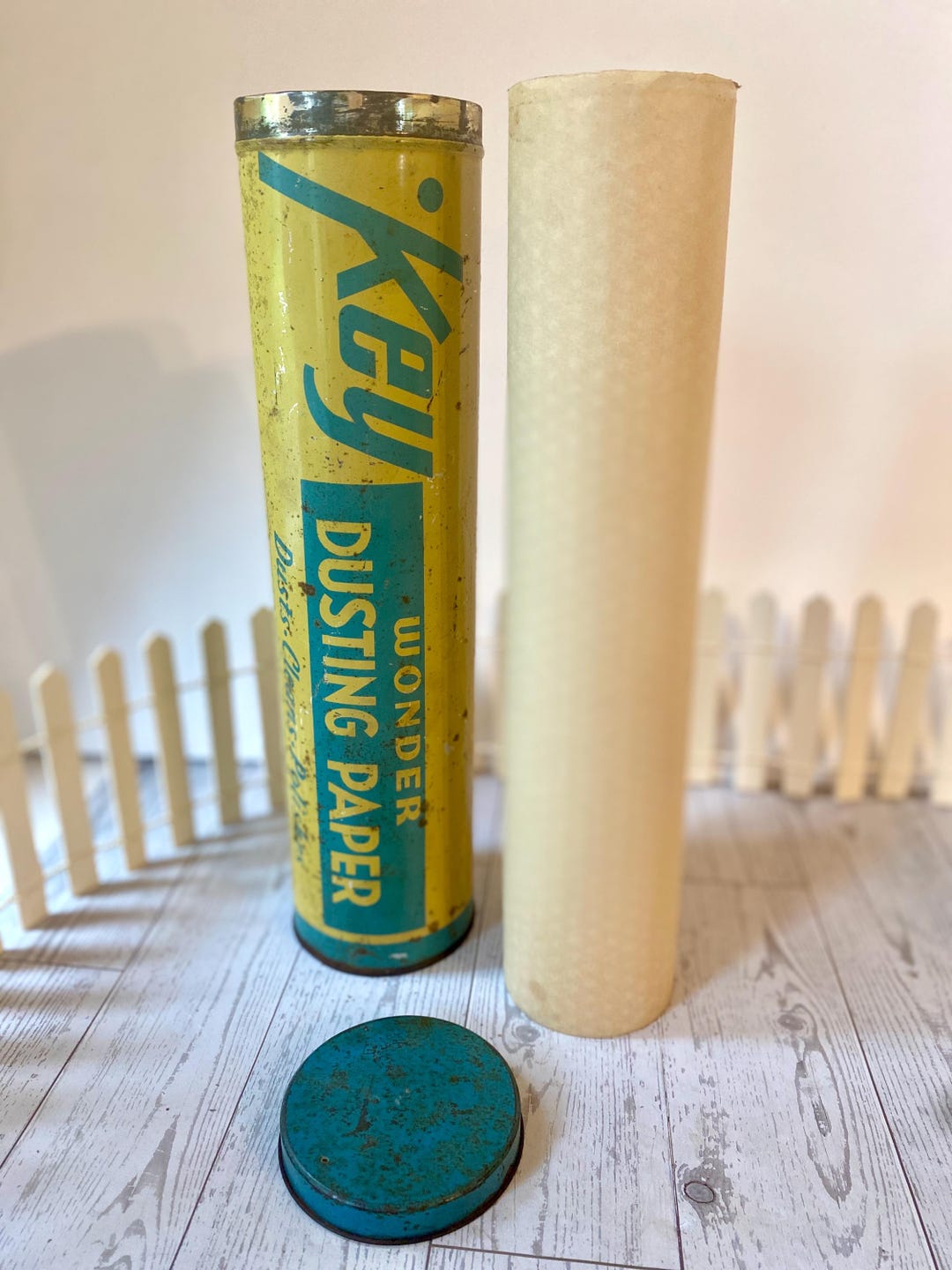Vintage Tin Dusting Paper With Product Wonder Dust Detroit Michigan ...
