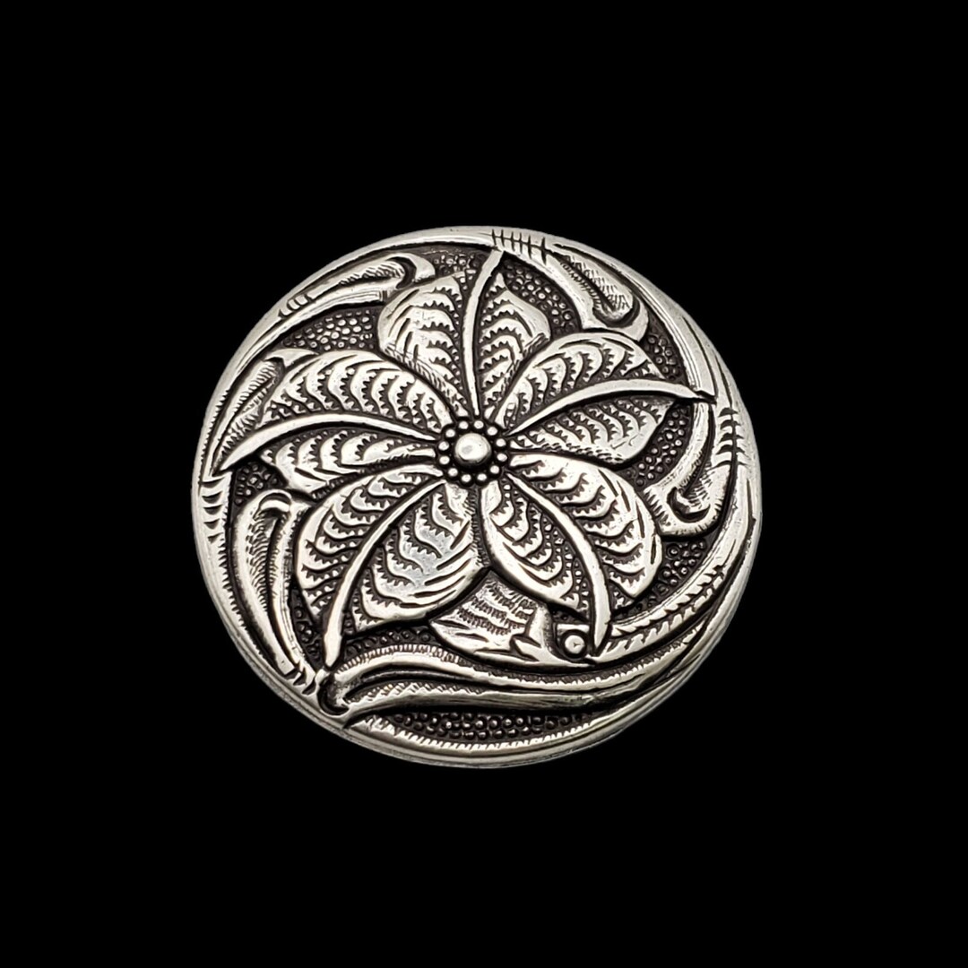 1-1/2" Sheridan Leather Artist Chan Geer #1 Screw-back Concho - Etsy